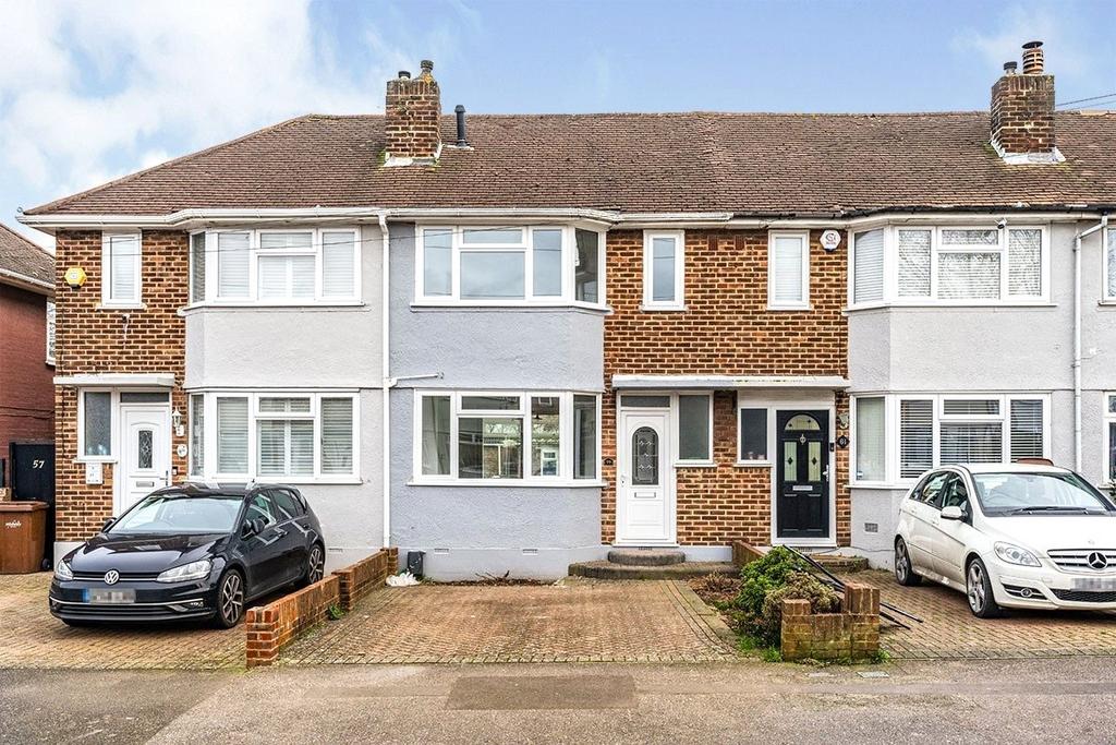 Binland Grove, Kent ME5 2 bed terraced house - £1,400 pcm (£323 pw)