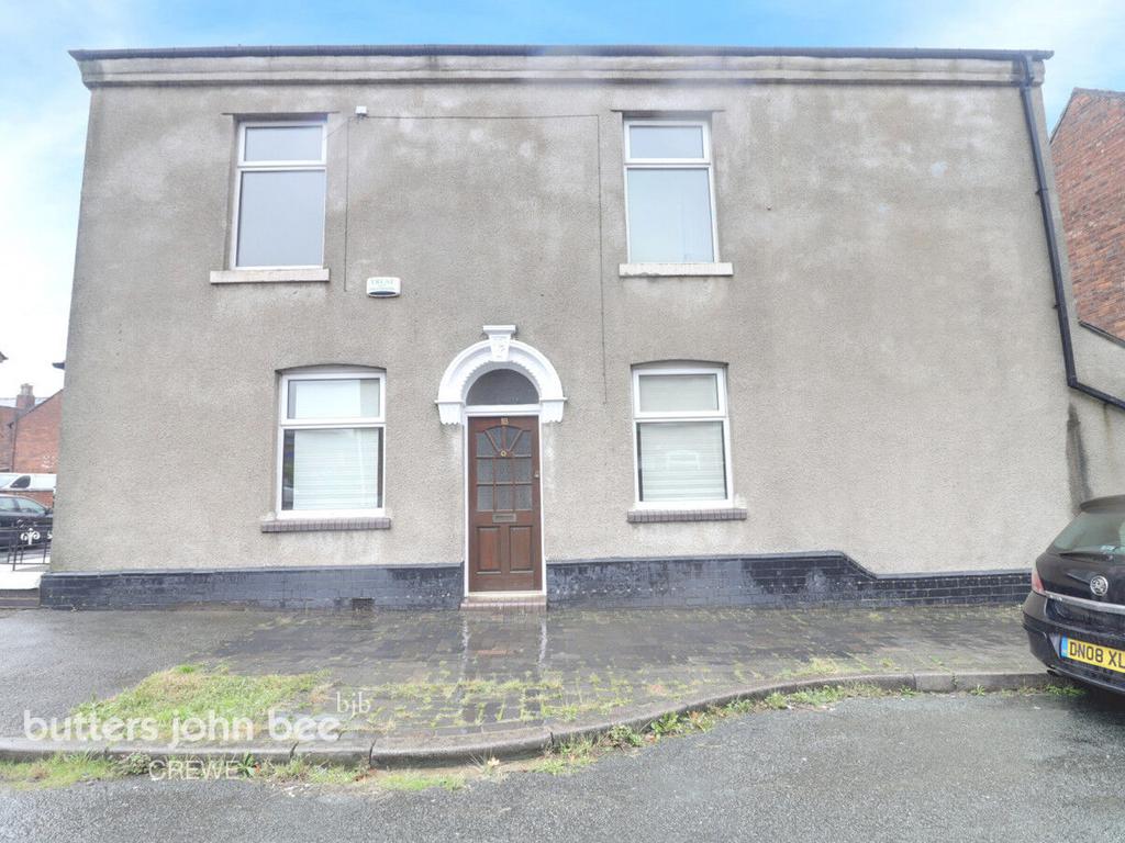 Lord Street, Crewe 2 bed terraced house - £100,000