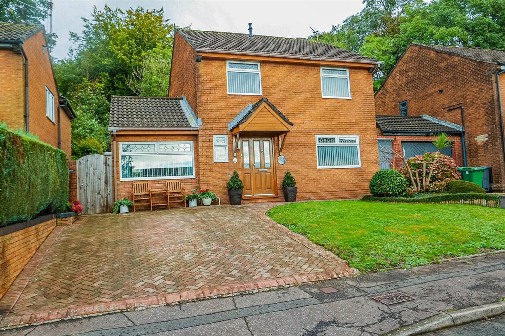 Duxford Close, Cardiff CF5 3 bed house - £395,000