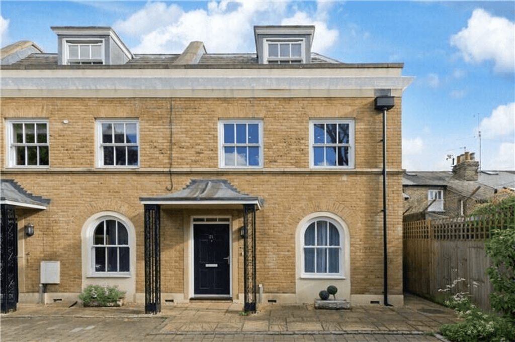 Cromwell Place, London, SW14 4 bed end of terrace house - £5,000 pcm (£ ...