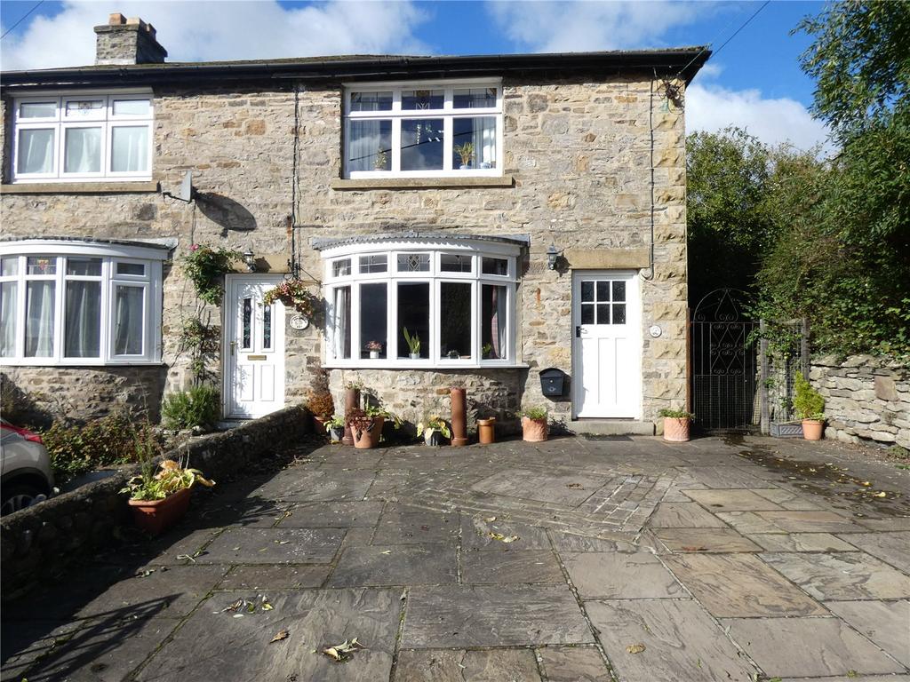 Harmby, Leyburn, North Yorkshire, DL8 2 bed semi-detached house for ...