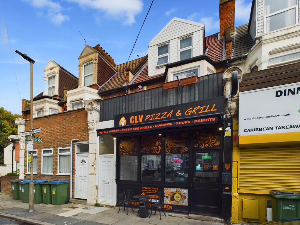 Floyd Road, Charlton, SE7 Restaurant to rent - £1,375 pcm (£317 pw)