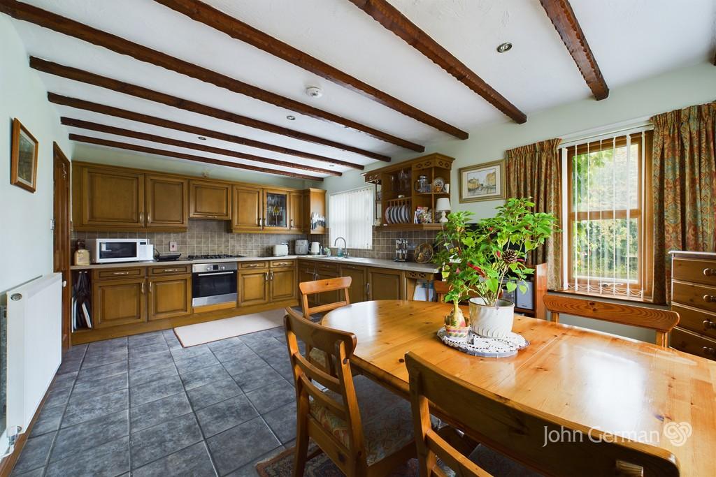 Outwoods Lane, Anslow 3 bed detached bungalow for sale - £450,000