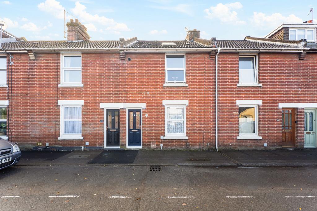 Ashley Road, Salisbury SP2 3 bed terraced house - £325,000