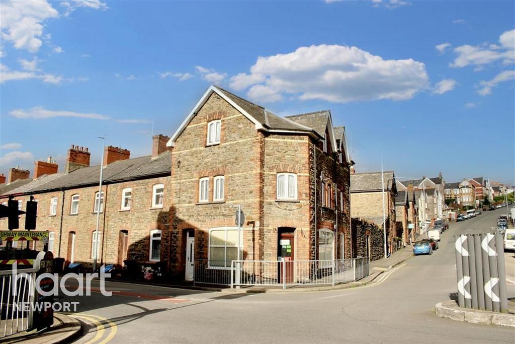 Duckpool Road, Maindee 3 bed maisonette - £950 pcm (£219 pw)