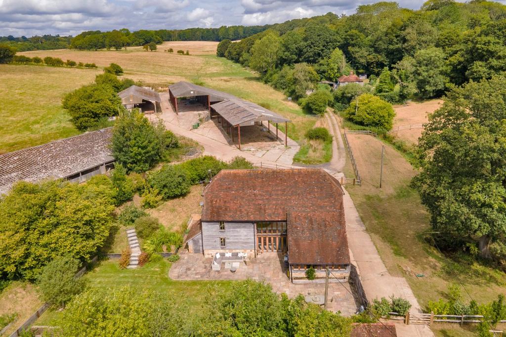 Sheepstreet Lane, Etchingham, East... Barn conversion - £2,700,000
