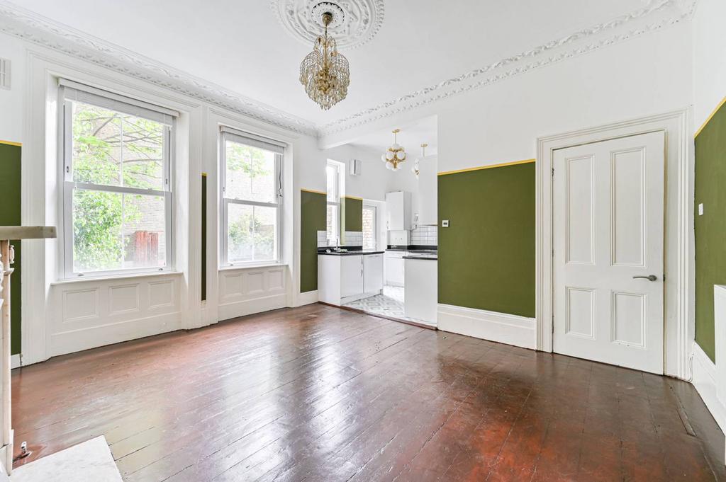 Stockwell Road, Brixton, London, SW9 2 bed flat to rent - £2,700 pcm (£ ...