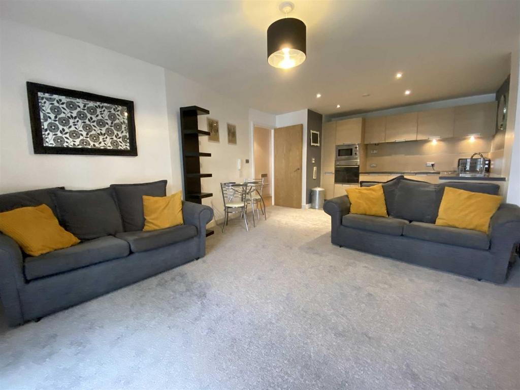 Barton Place, Hornbeam Way, Manchester 2 bed apartment - £1,100 pcm (£ ...