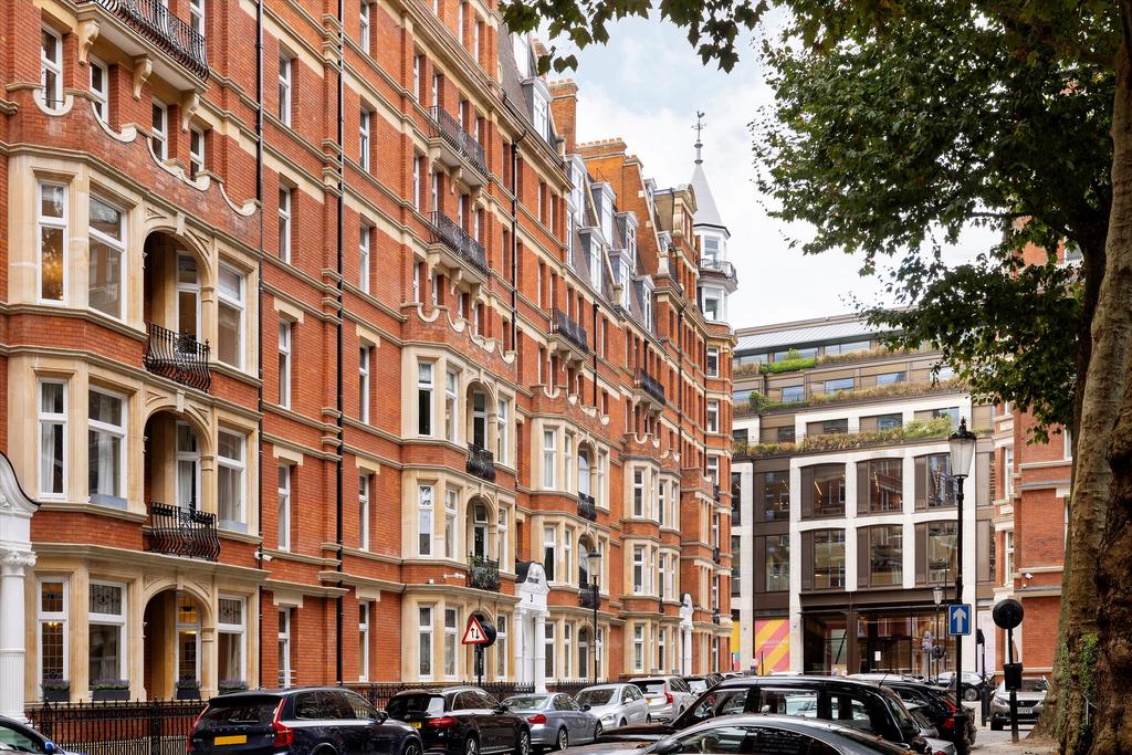 Iverna Court, London, W8 5 bed flat for sale - £2,750,000