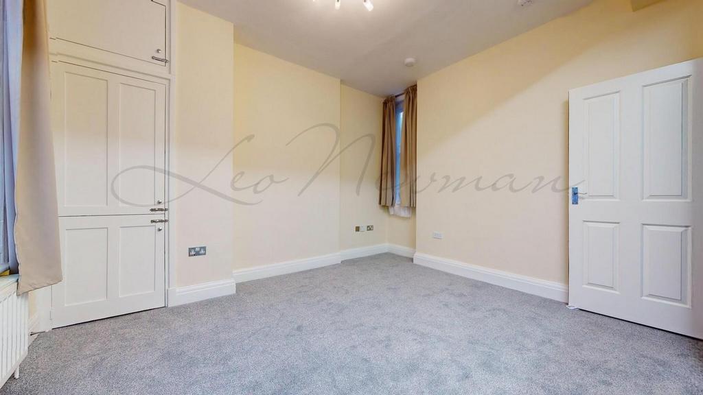 Stafford Place, Westminster, SW1 2 bed flat - £2,400 pcm (£554 pw)