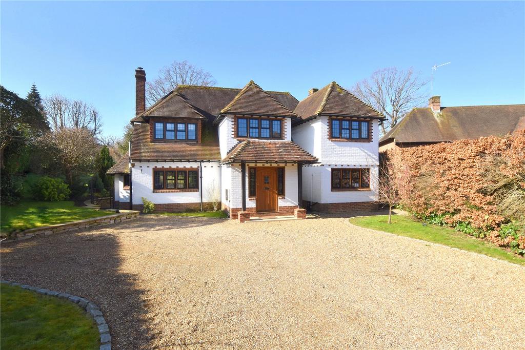 Pennymead Rise, East Horsley, KT24 4 bed detached house - £2,350,000