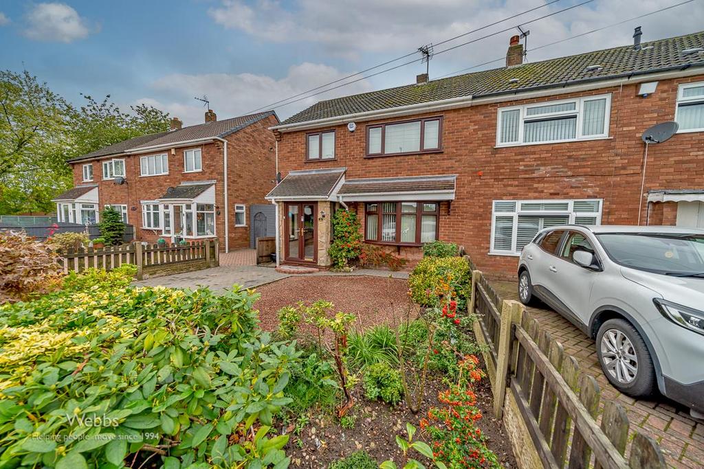 Spring Lane, Walsall WS4 3 bed semi-detached house - £215,000