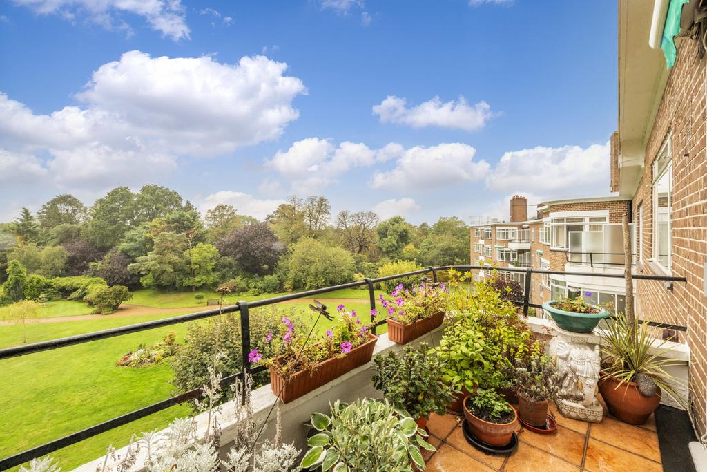 Fairacres, Roehampton Lane, London 4 bed flat for sale - £1,275,000