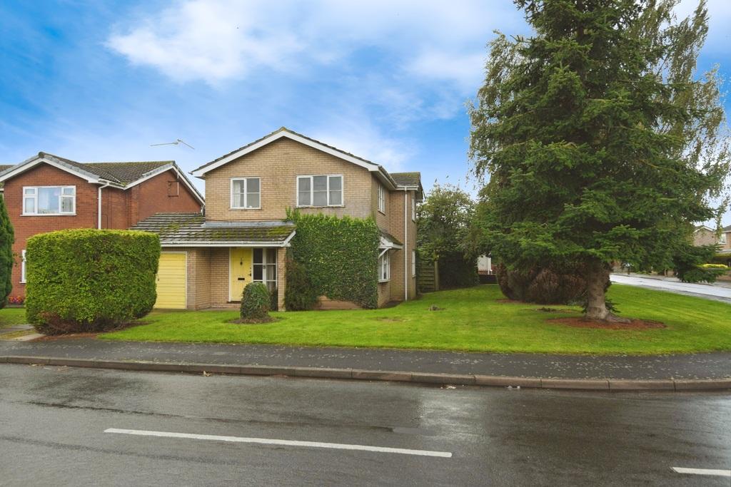 Welbeck Road, Wisbech, PE13 2JY 3 bed detached house - £260,000