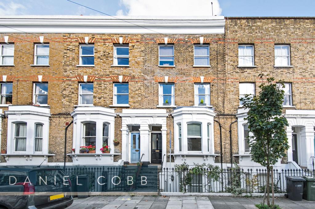 Oakden Street, SE11 2 bed flat - £2,500 pcm (£577 pw)