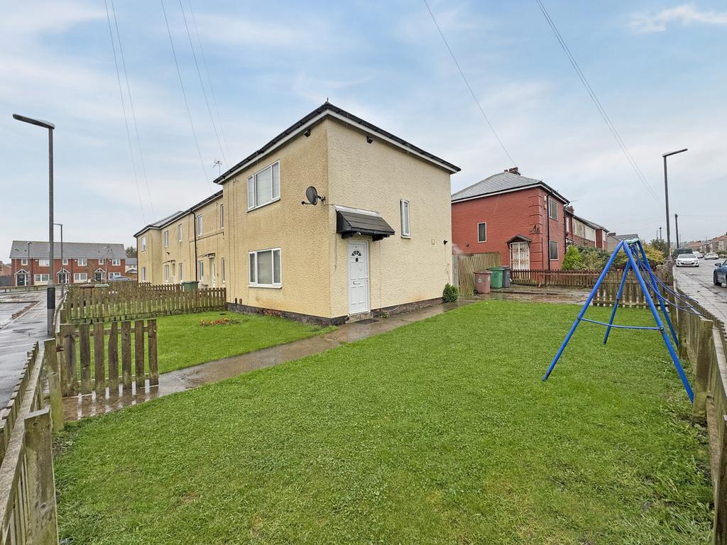 Raby Square, Hartlepool, TS24 8 3 bed end of terrace house for sale - £ ...