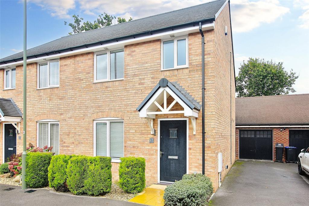 Beldam Bridge Gardens, Woking GU24 3 bed semi-detached house - £500,000
