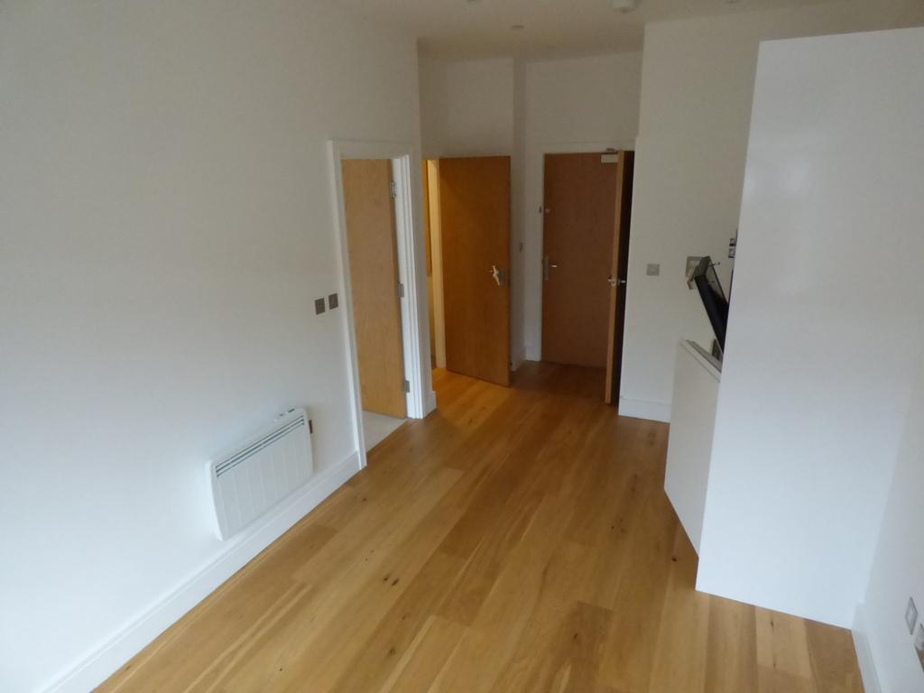 The Landmark, Luton LU1 1 bed flat - £1,050 pcm (£242 pw)