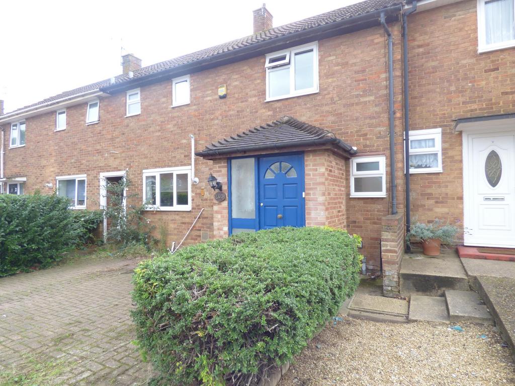 Whitmore Way, Basildon, SS14 3 bed terraced house - £1,500 pcm (£346 pw)