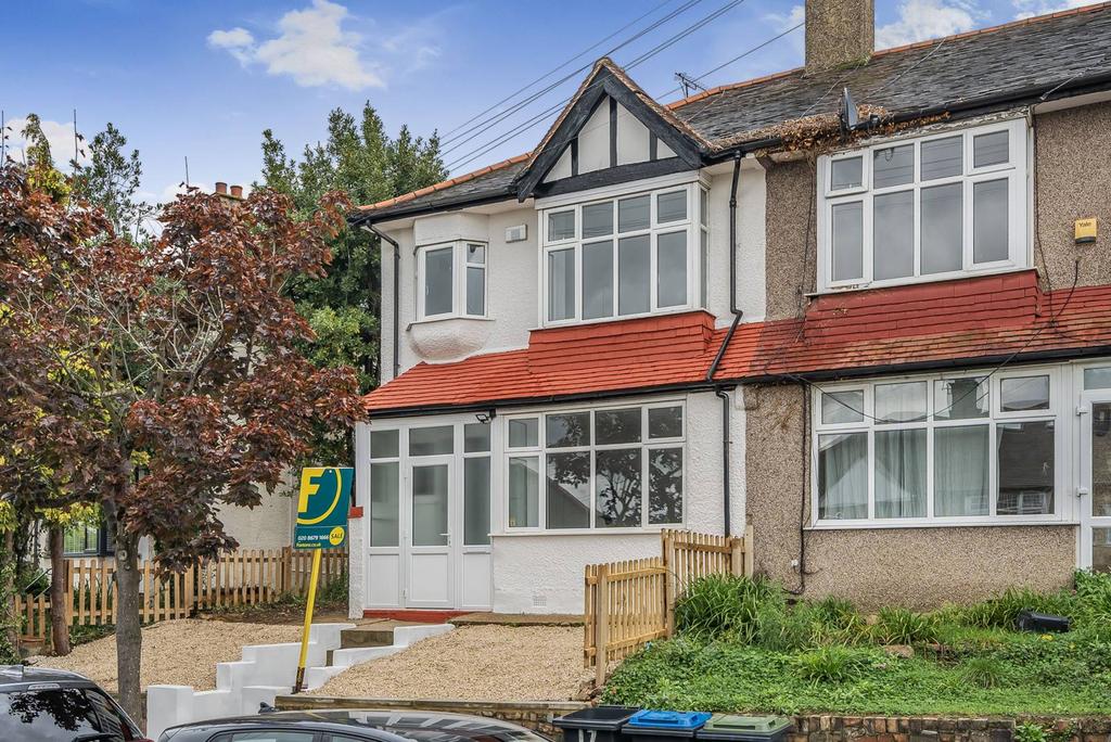 Norbury Cross, Norbury, London, SW16 3 bed end of terrace house - £550,000