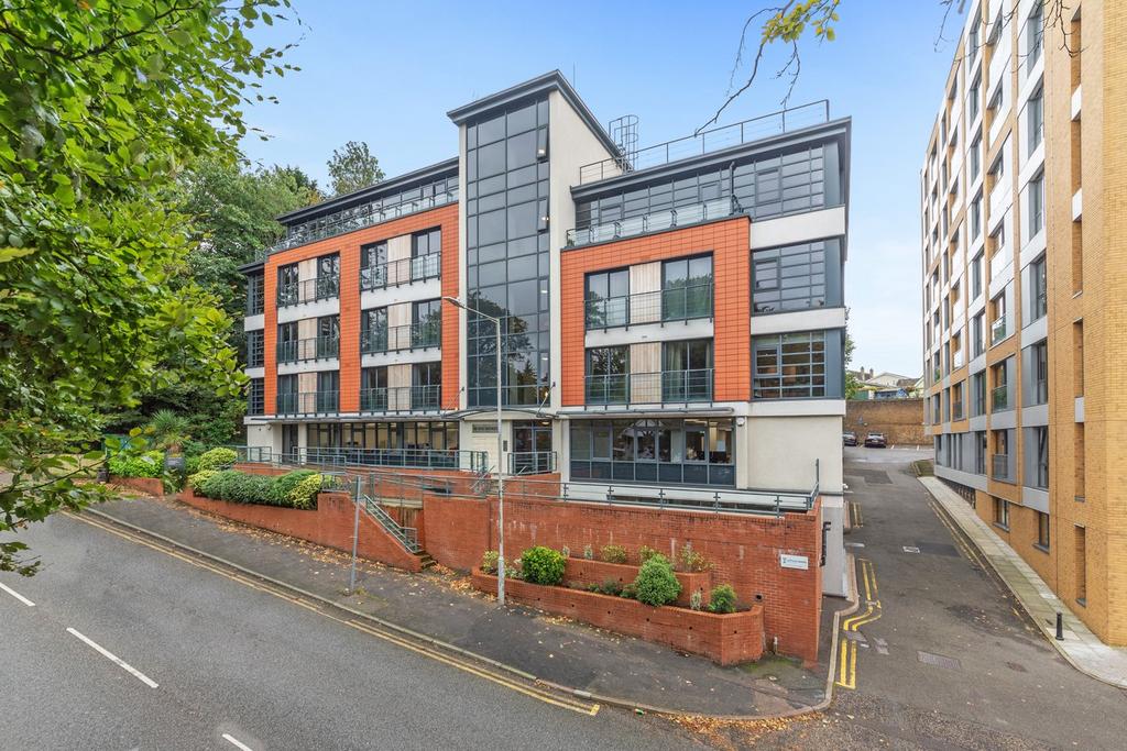 London Road, Sevenoaks, TN13 1 bed apartment for sale - £340,000