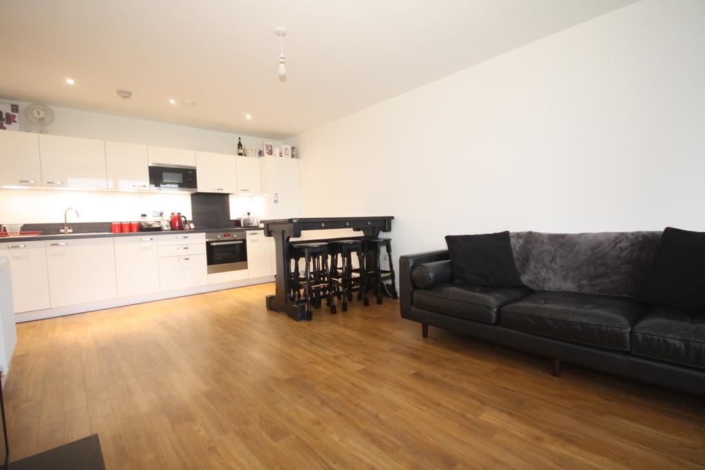 at Appleby Court, Adenmore Road... 1 bed apartment - £85,000