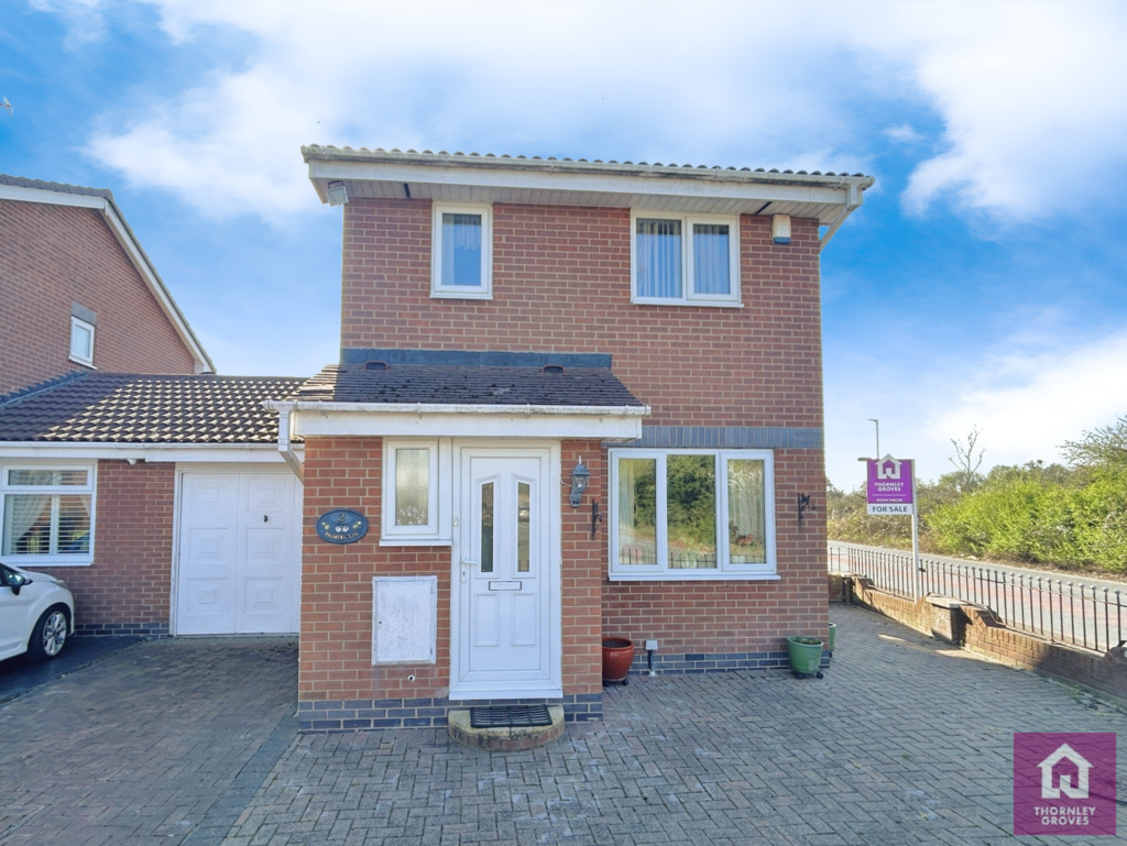 Courtney Road, Saltney, Chester, CH4 3 bed link detached house for sale ...