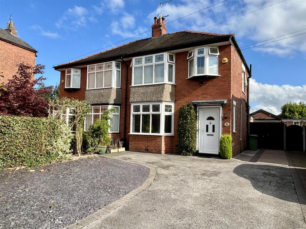 Dodington, Whitchurch 3 bed semi-detached house - £259,995