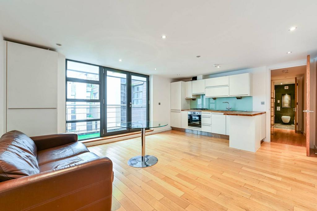 Waterloo Terrace, Barnsbury, London, N1 1 bed flat - £500,000