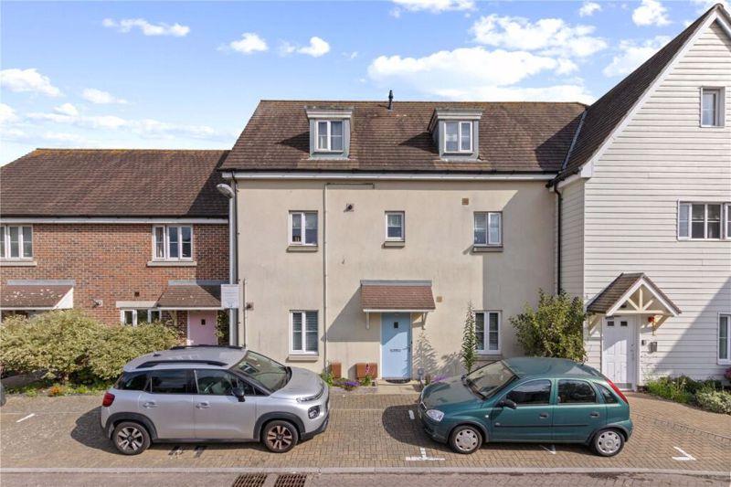 Whyke Marsh, Chichester 2 bed apartment - £1,250 pcm (£288 pw)