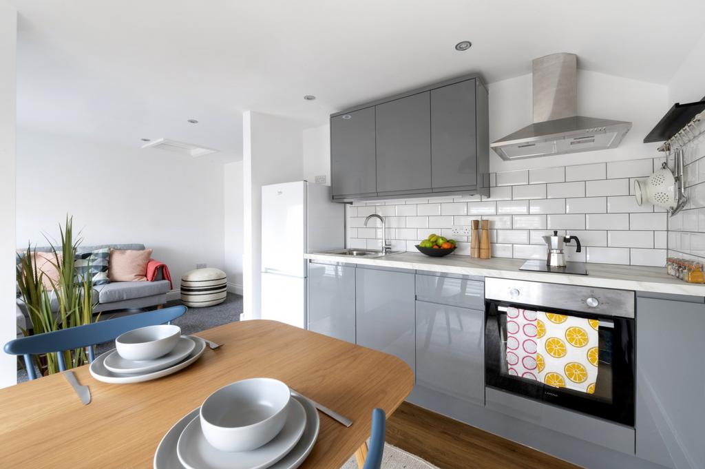 13 Winckley Street, Preston PR1 1 bed apartment - £950 pcm (£219 pw)