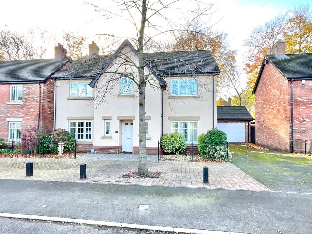 John Fielding Gardens, Cwmbran NP44 4 bed detached house - £525,000