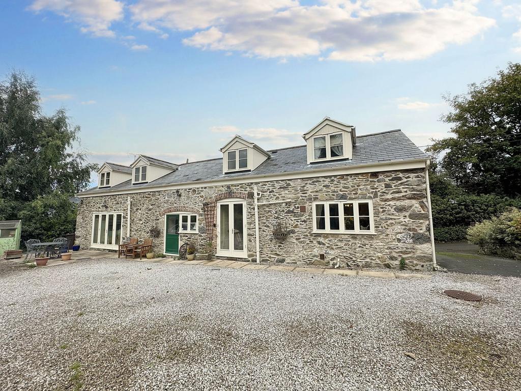 Ffordd Llanelwy, Betws Yn Rhos... 3 bed barn conversion for sale - £369,000