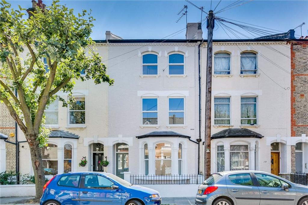 Delaford Street, SW6 2 bed apartment - £2,600 pcm (£600 pw)