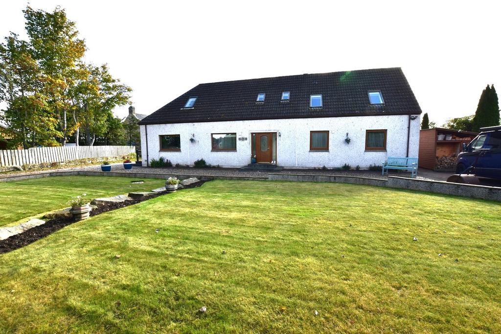 Muirhead, Kinloss 4 bed detached house for sale - £450,000
