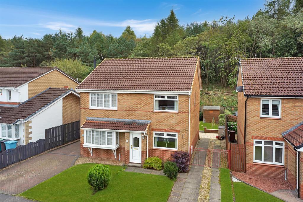 Meadow Walk, Coatbridge ML5 2 bed semi-detached house - £152,500