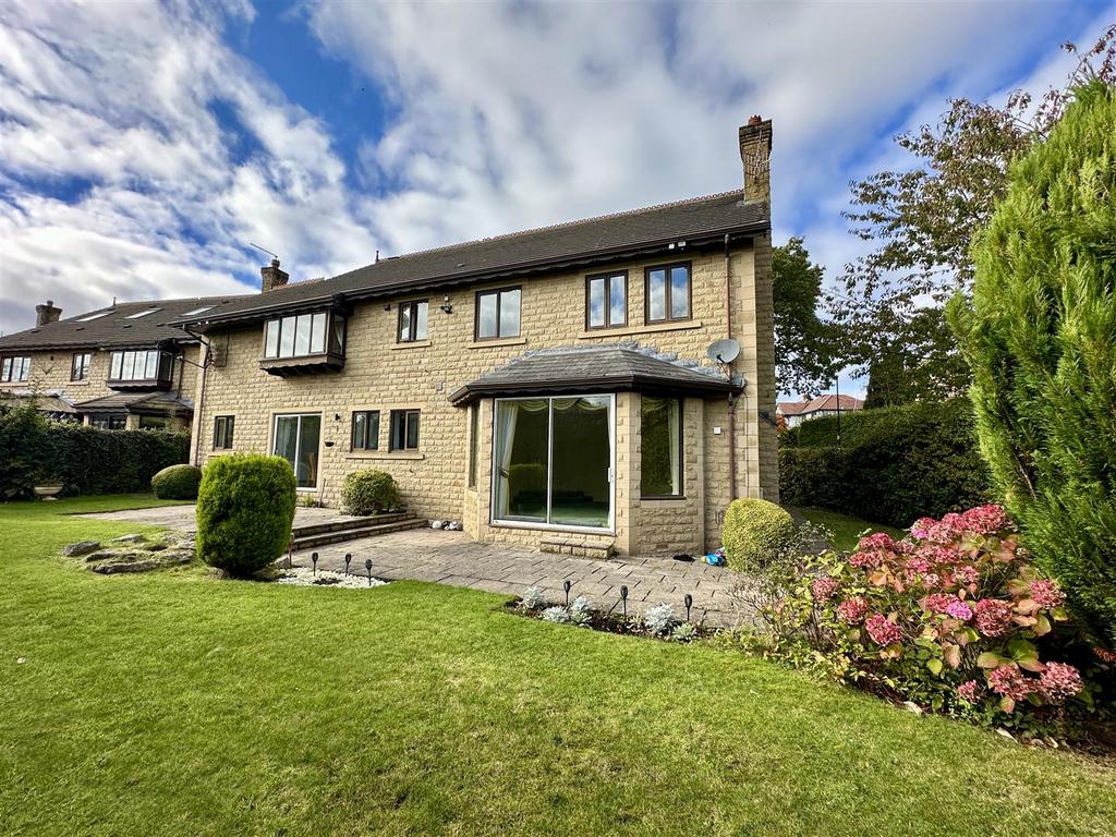30 Cavendish Avenue, Dore, S17 3NJ 4 bed detached house - £2,800 pcm (£ ...