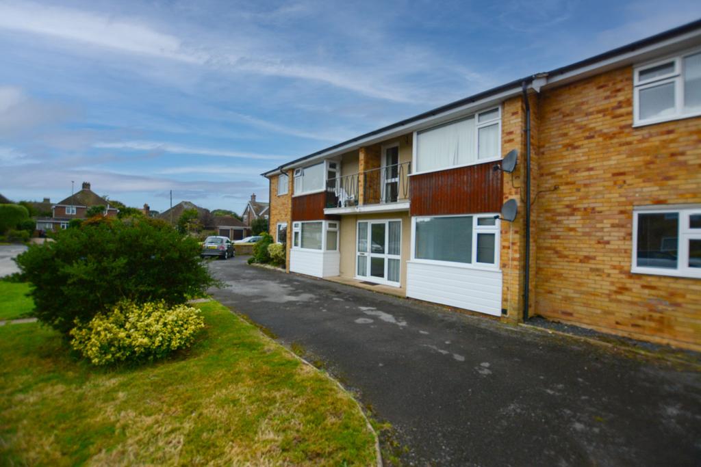 Littlehampton BN17 2 bed apartment - £1,150 pcm (£265 pw)
