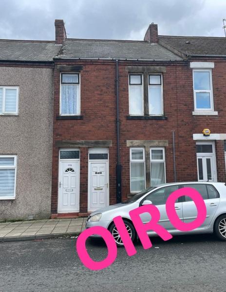 Middle Street Walker Newcastle upon Tyne 2 bed flat for sale - £54,950