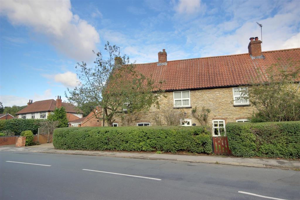 Brantingham Road, Elloughton 4 bed semi-detached house - £399,950