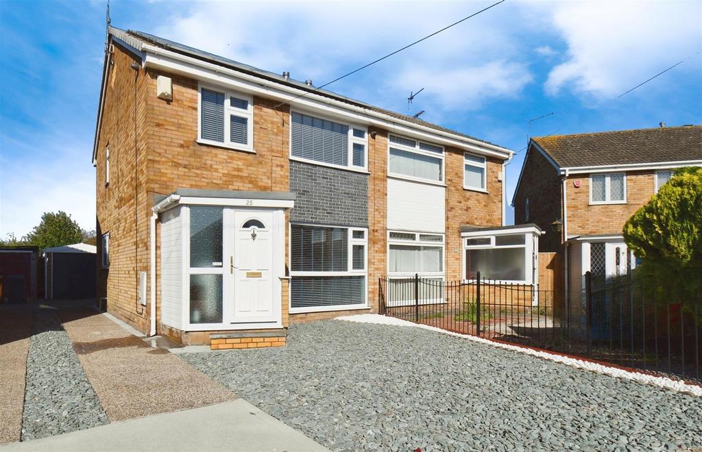 Edendale, Hull 3 bed semi-detached house - £190,000