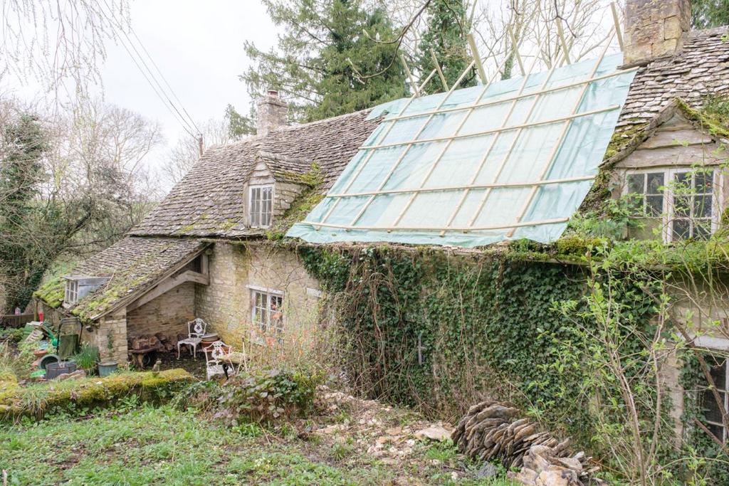 Castle Cottage, Ampney Knowle... 3 bed cottage - £375,000