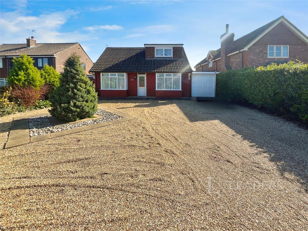 South Lane, Southbourne, Emsworth 3 bed bungalow for sale - £499,950