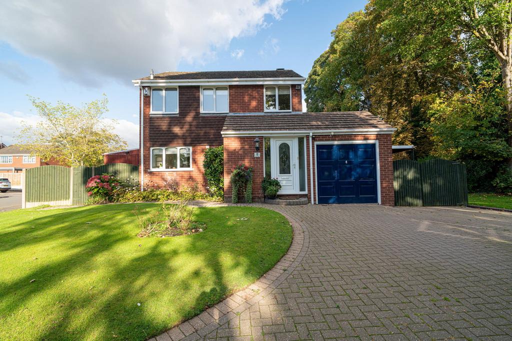 The Pines, Solihull B90 3 bed detached house - £485,000