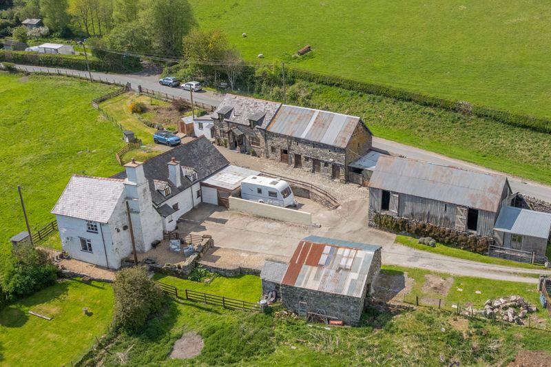 Tregeiriog, Glyn Ceiriog - Four... 6 bed detached house - £550,000