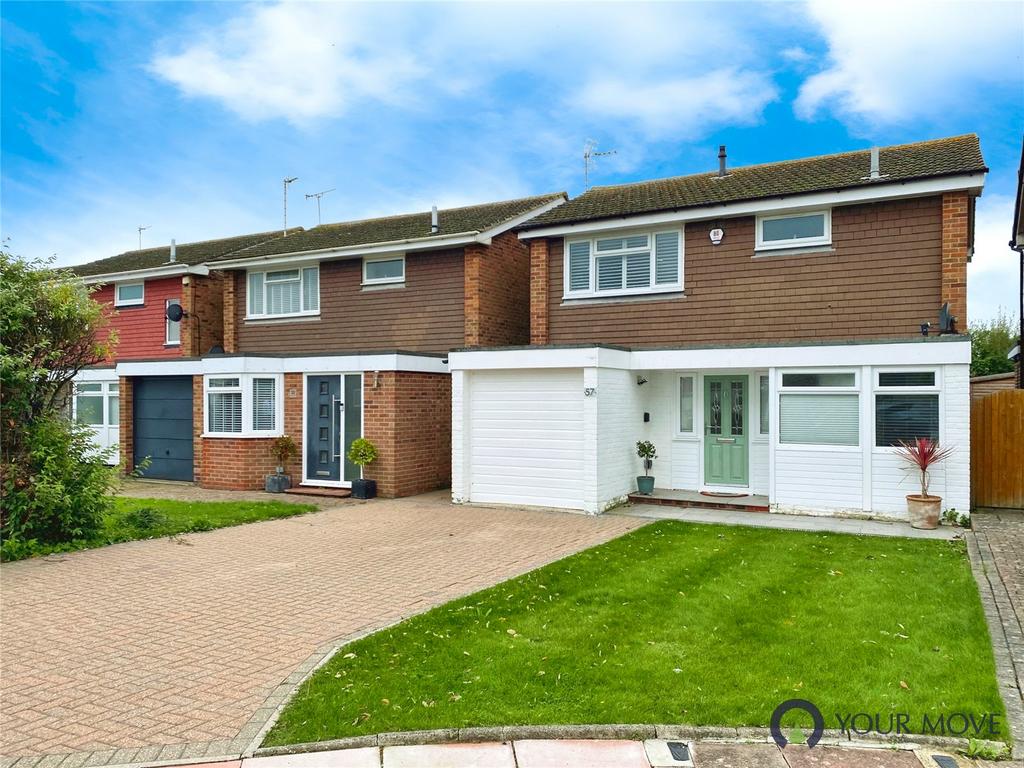 Middleton Drive, East Sussex BN23 3 bed detached house - £425,000