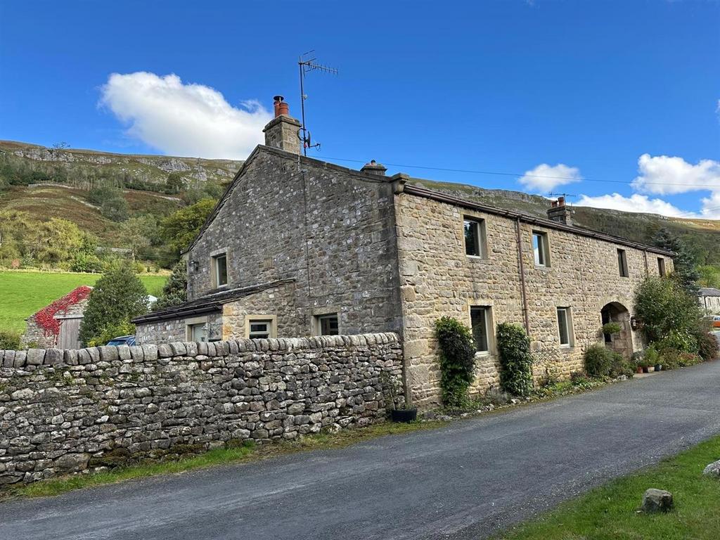 Hawkswick, Skipton 4 bed barn conversion - £1,950 pcm (£450 pw)