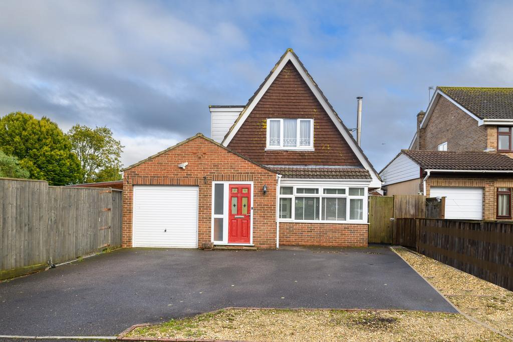 Brooks Road, Street 4 bed detached house - £525,000