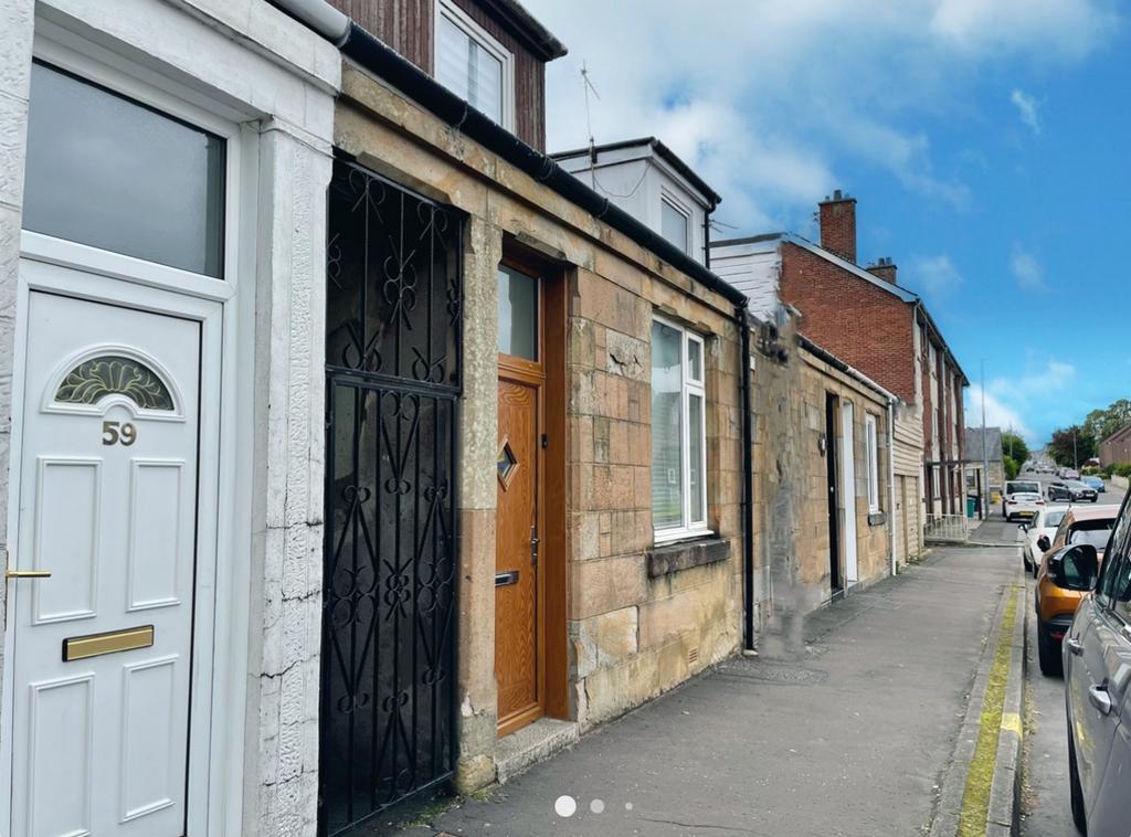 Low Craigends, Glasgow G65 2 bed terraced house - £895 pcm (£207 pw)