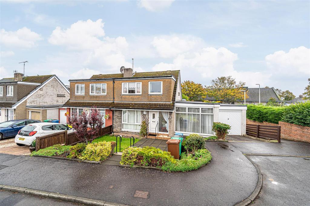 1 Niven Road, Inverkeithing, KY11 1EB 3 bed semi-detached house - £185,000
